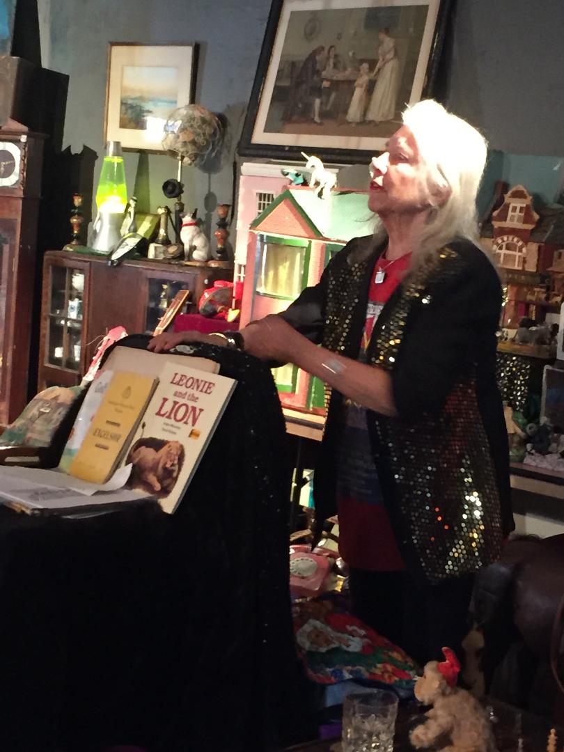 Iso-lona Diary and Pentameters Theatre… | IT